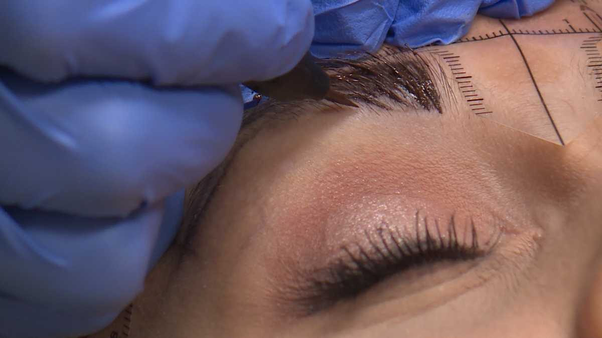 Microblading artist embraces beauty trend, giving clients fuller ...