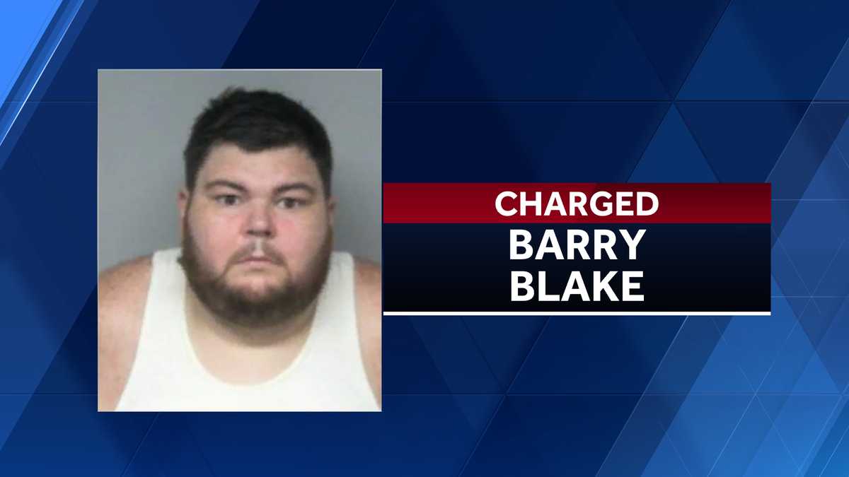 Inmate charged after sending detention officer to the hospital