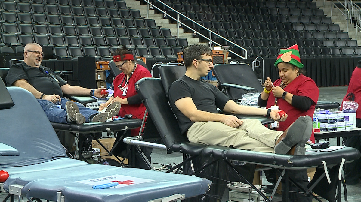 American Red Cross hosts holiday blood drive at Baxter Arena
