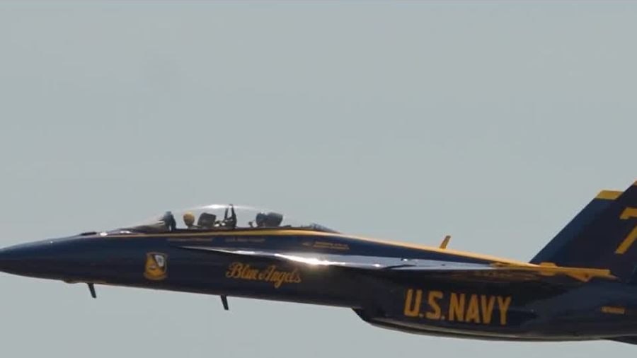 Take a closer look at how Blue Angels team prepares for air shows
