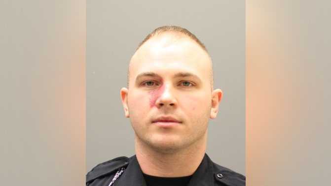 Blue Ash police officer receives award for saving person's life