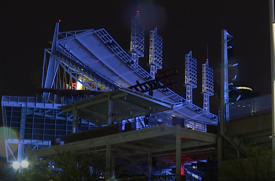 PHOTOS: Cincinnati buildings light up blue in support of frontline ...