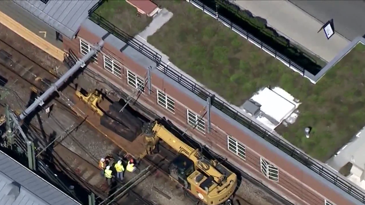 Feds issue warning to MBTA after 27 maintenance derailments in 2024