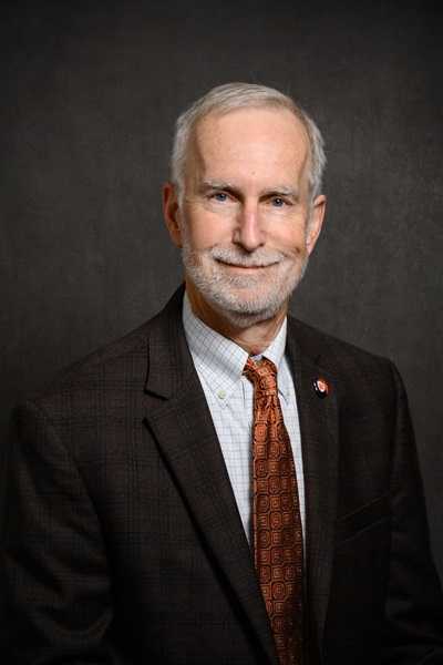 Clemson selects interim president after Clements retires