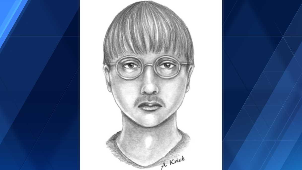 A Boca Raton woman scares off burglar who broke into a home Sunday morning. A Boca Raton woman scares off burglar who broke into a home Sunday morning.