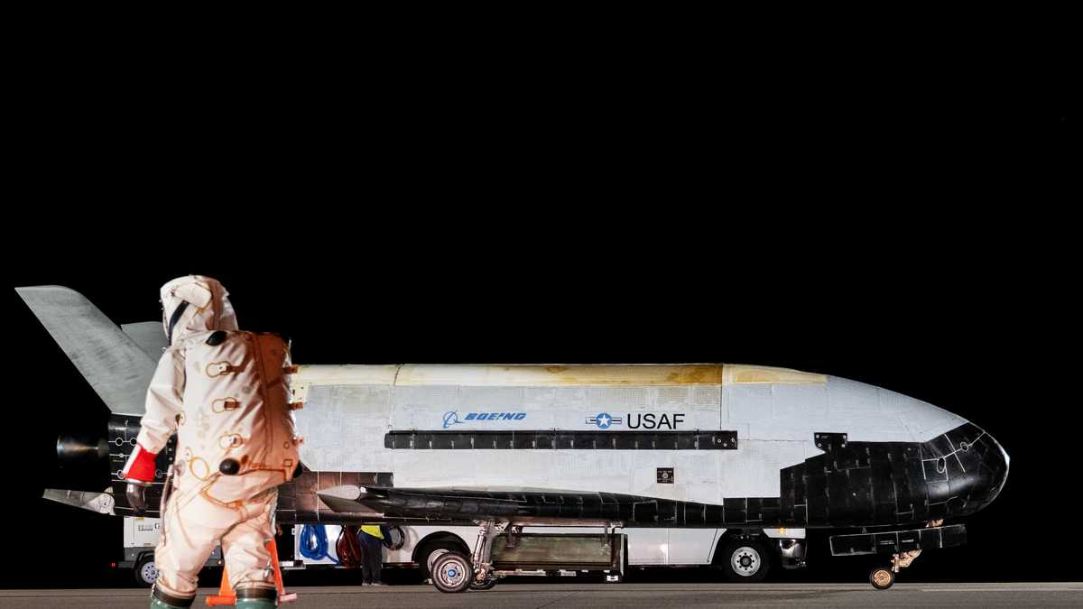 Space Force spaceplane landing likely caused sonic booms heard in Florida
