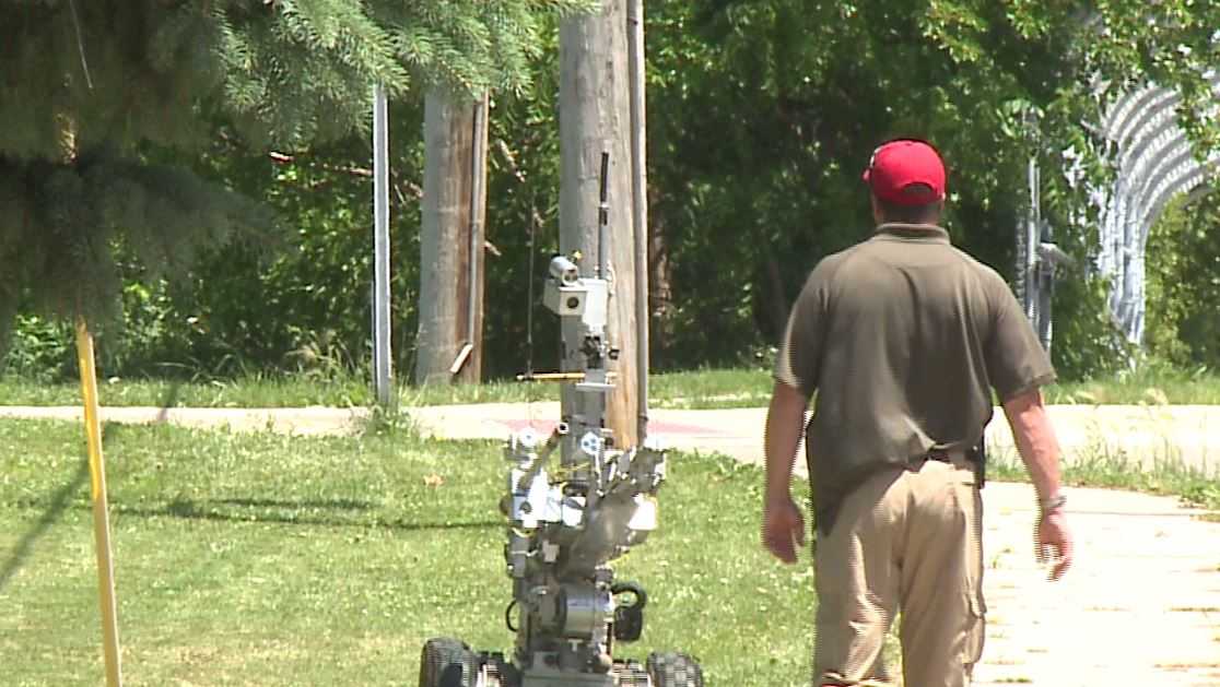 Narcotics found in suspected pipe bomb