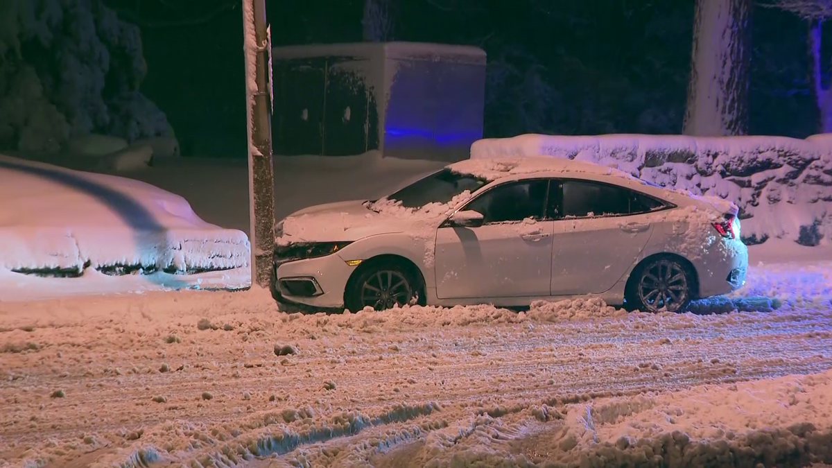 Crashes, spinouts reported as snow snarls evening commute