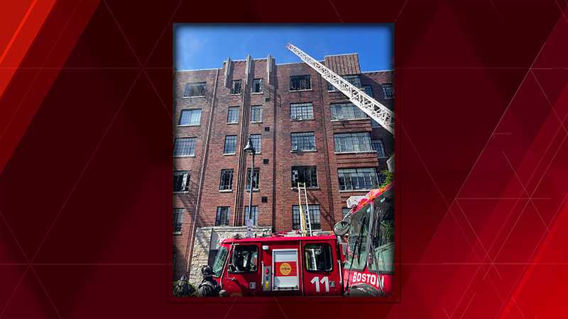Dozen displaced, residents rescued from Boston fire