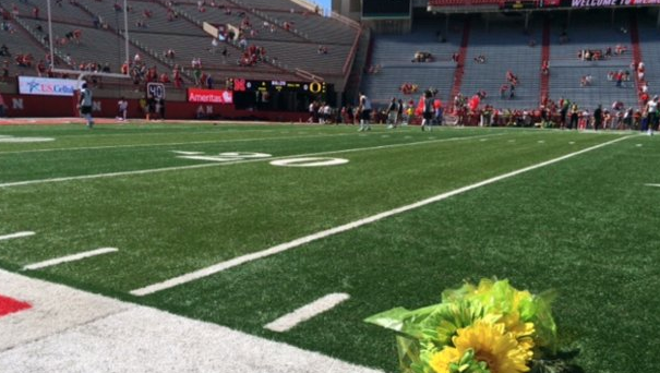 PHOTOS: Opponents honor Sam Foltz throughout season