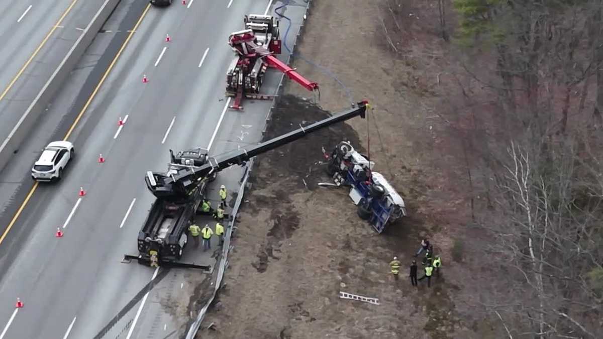 Bow, New Hampshire crash: I-93 North back open