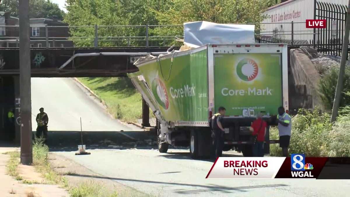 Box truck hits Lancaster, Pennsylvania, bridge