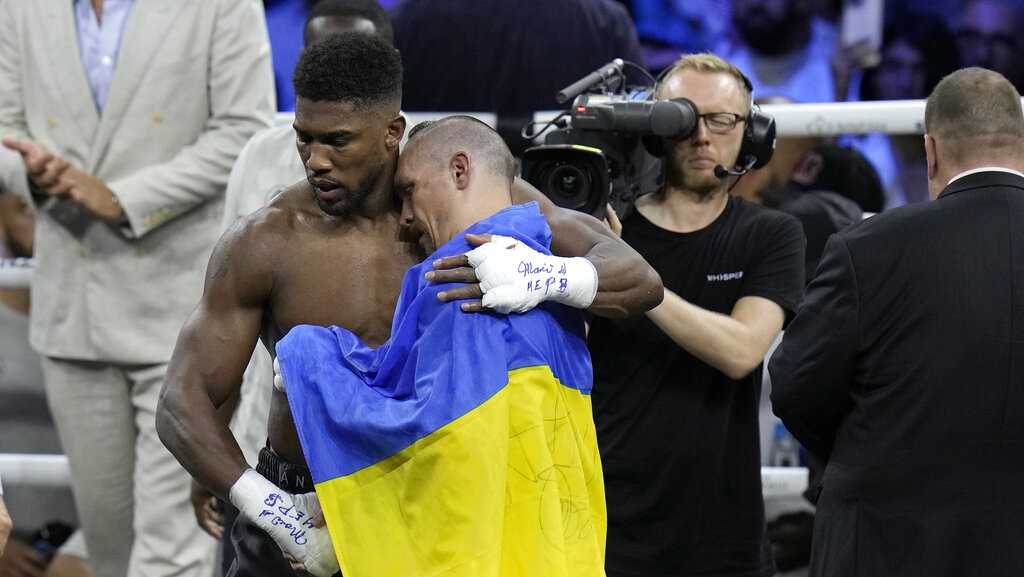 Pride of Ukraine: Usyk beats Joshua, keeps heavyweight belts