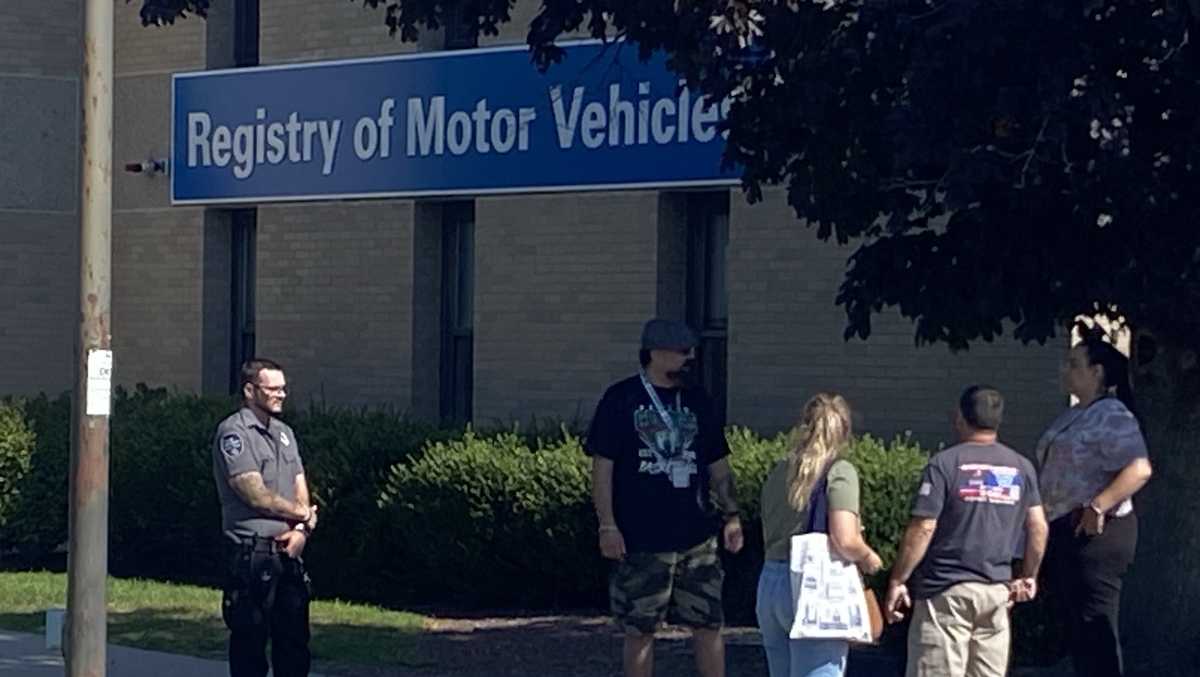 Mass. RMV services, court system impacted by global outage