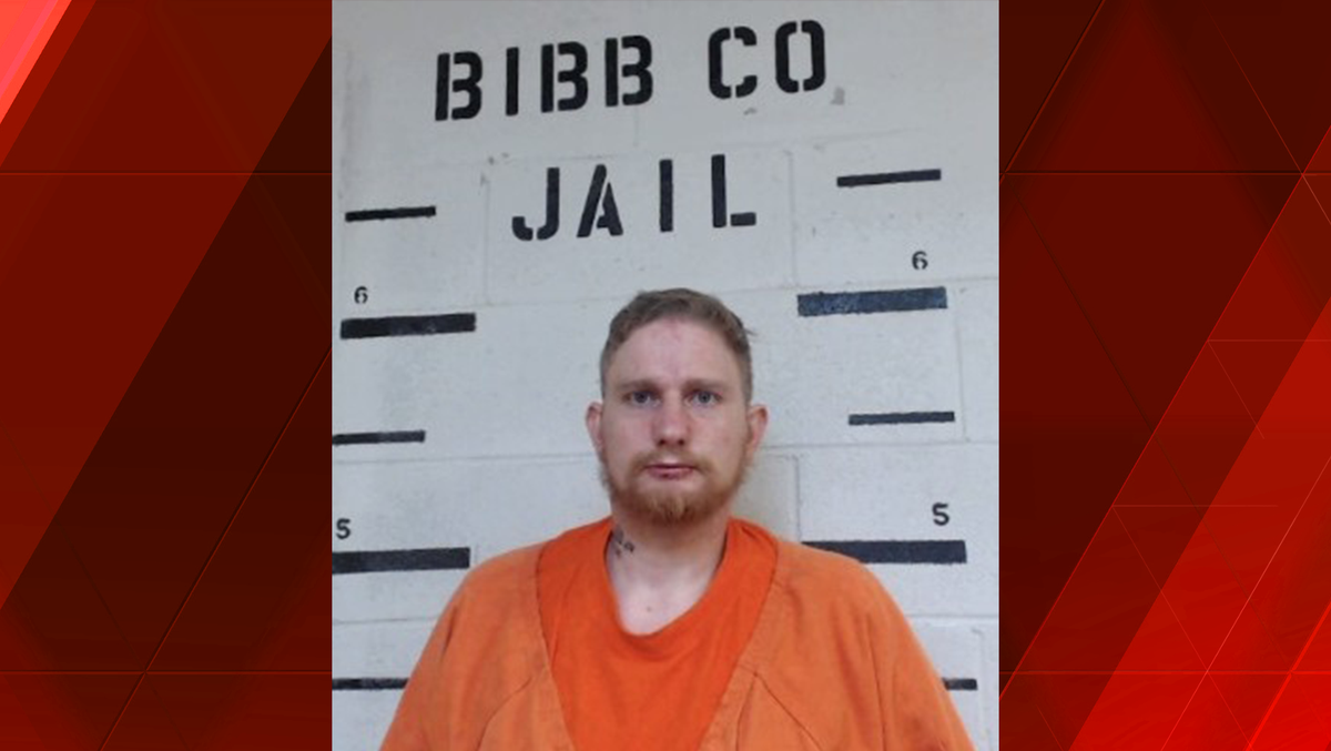 Man charged with murder after wife, 4 children fatally shot in Alabama home