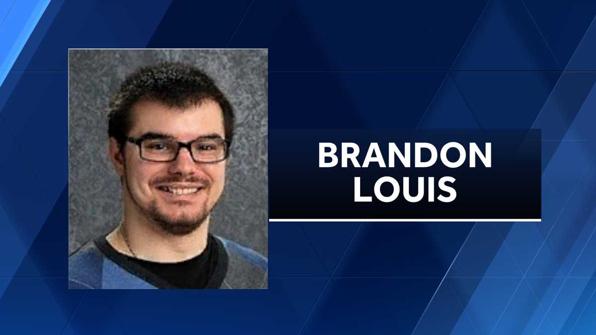 Documents reveal new details of sexual texts from former teacher to ...