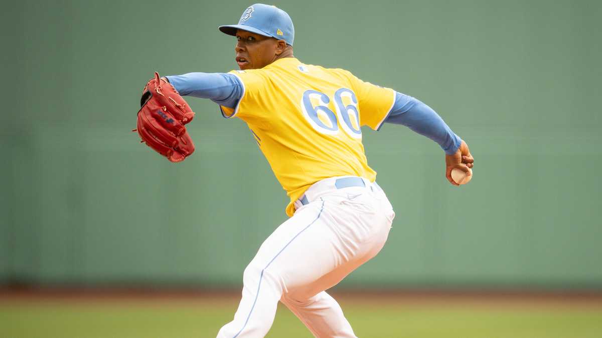 Red Sox lose another SP to injury; Bello to IL with tight back