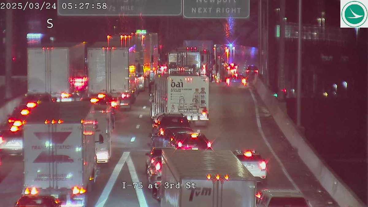 Lanes reopened after multi-vehicle crash on Brent Spence Bridge