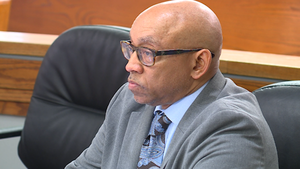 Cincinnati police captain acquitted in Washington Park assault case