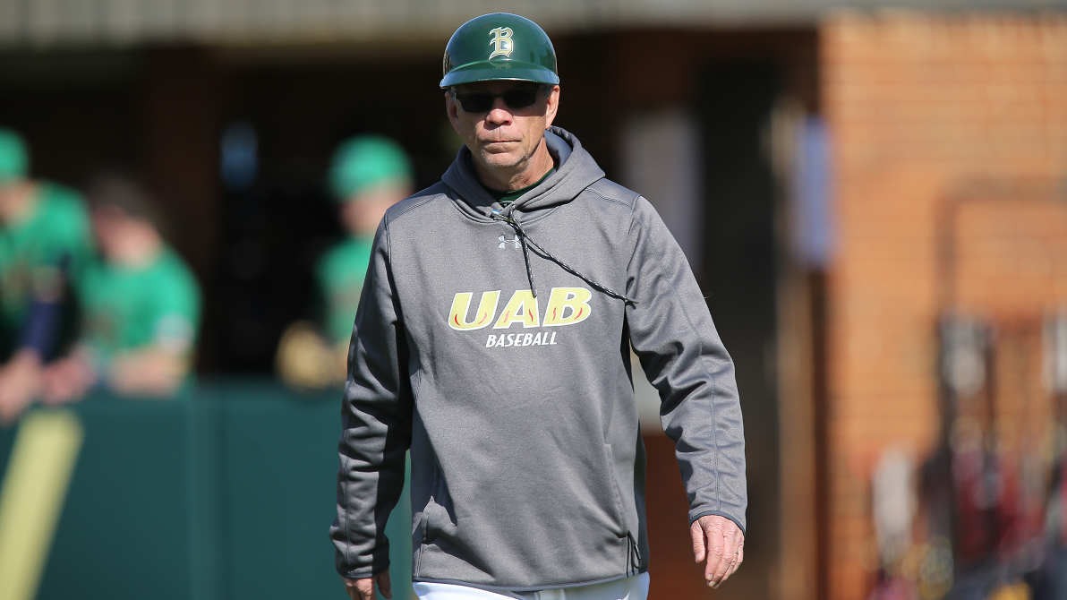 UAB baseball coach Brian Shoop retires after 39 years