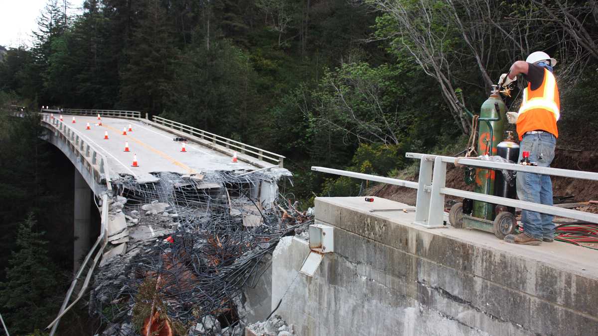 PHOTOS: Big Sur bridge demolition and construction
