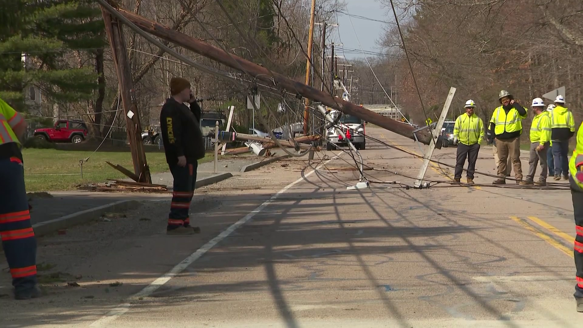 Tow truck takes out utility poles, hydrant, knocking out power and water
