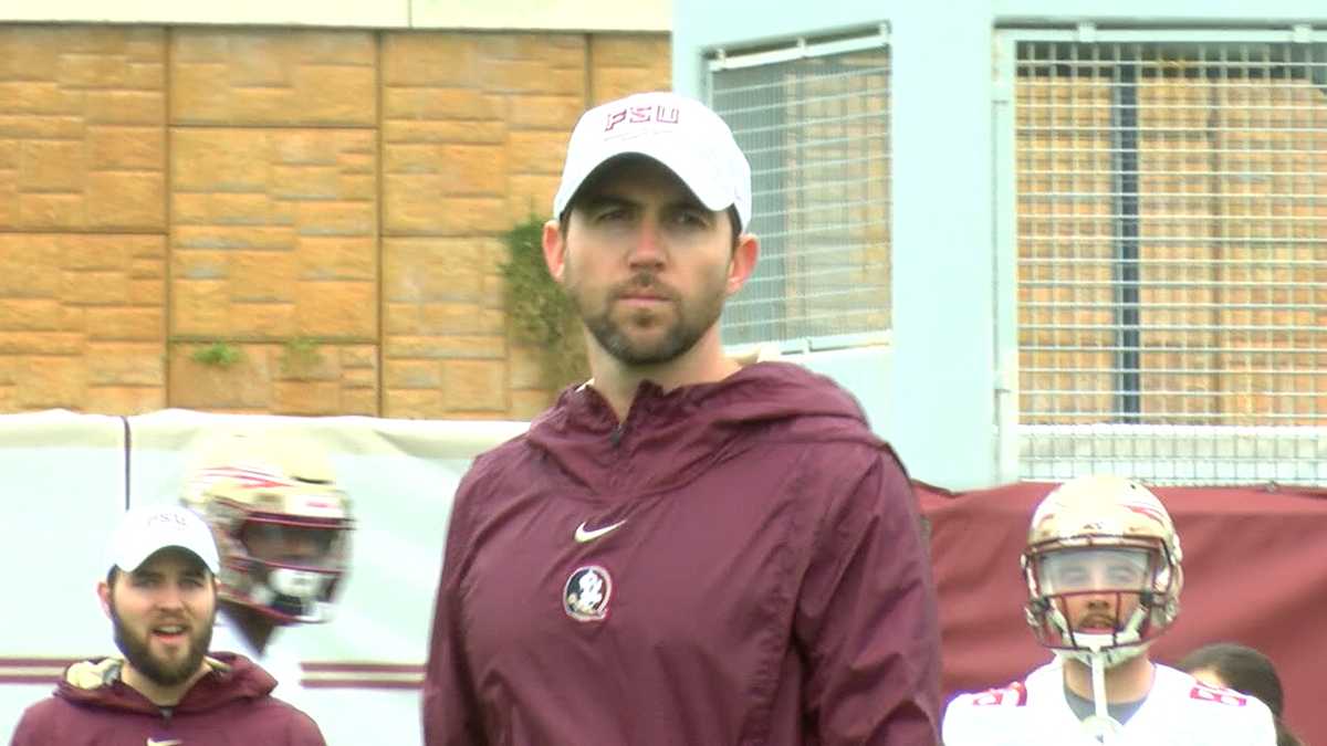 Razorbacks hire Kendal Briles as offensive coordinator