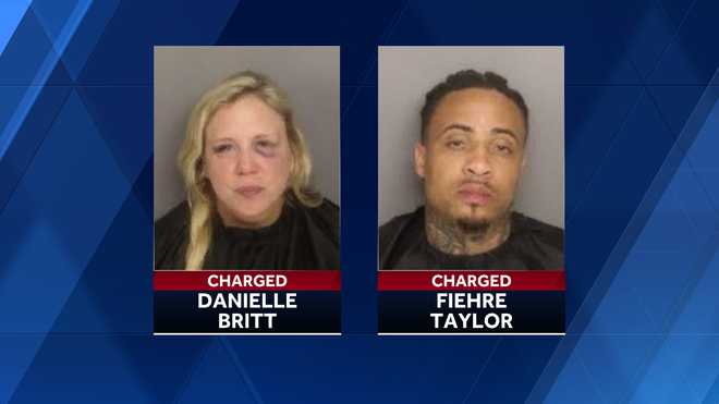 South Carolina: Woman stabbed boyfriend, deputies say