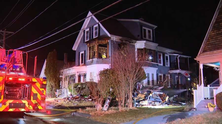 Overnight fire displaces four adults in Brockton