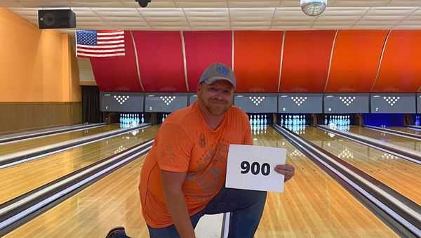 Man bowls 3 perfect games in a row at Indiana bowling alley