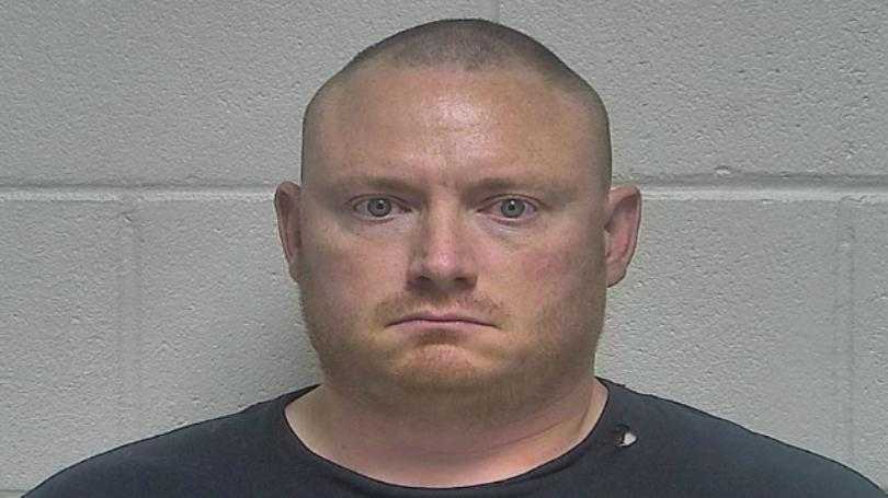 FBI searching for fugitive connected to kidnapping, ransom case