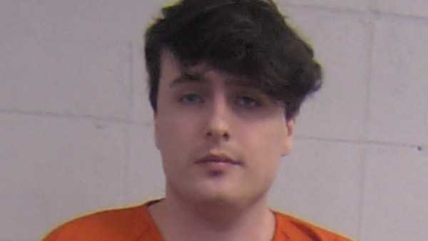 Man charged with rape after driving to Louisville to meet teen