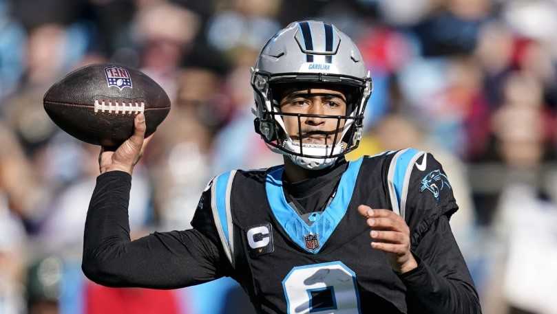 Buccaneers clinch NFC South title with 9-0 win over Panthers