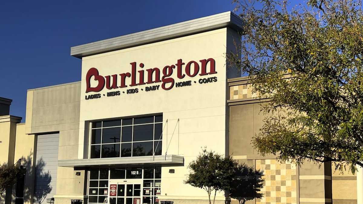 Arson investigation underway after store fire in Albuquerque