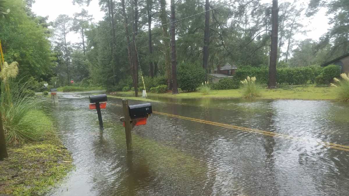 IMAGES: Burnside Island flooding and damage