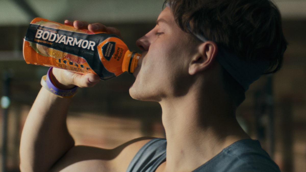 Joe Burrow stars in Super Bowl ad for BodyArmor