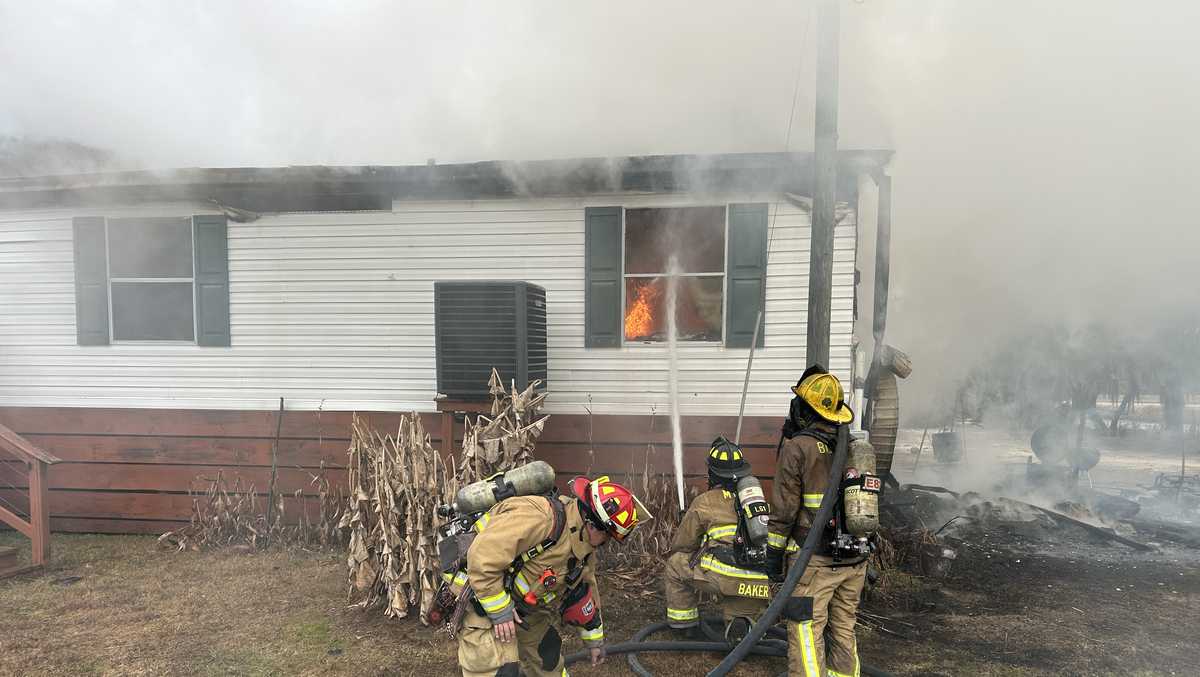 1 injured, 3 displaced after Beaufort County house fire
