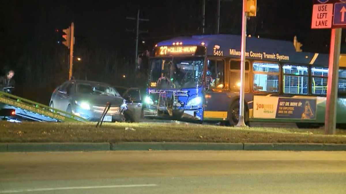 Milwaukee County bus involved in early-morning crash
