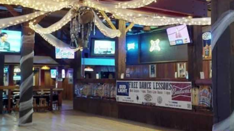 'We're ready to rock': As Iowa bars prepare to reopen, Nebraska bars ...