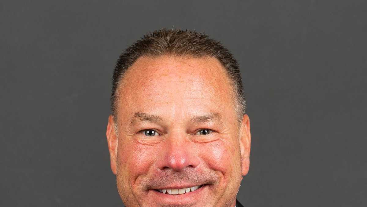 Arkansas State's Butch Jones signs contract extension