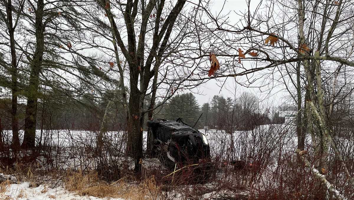 Speed blamed in Maine crash that injured four MA people
