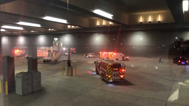 6 injured after jet bridge failure at BWI-Marshall