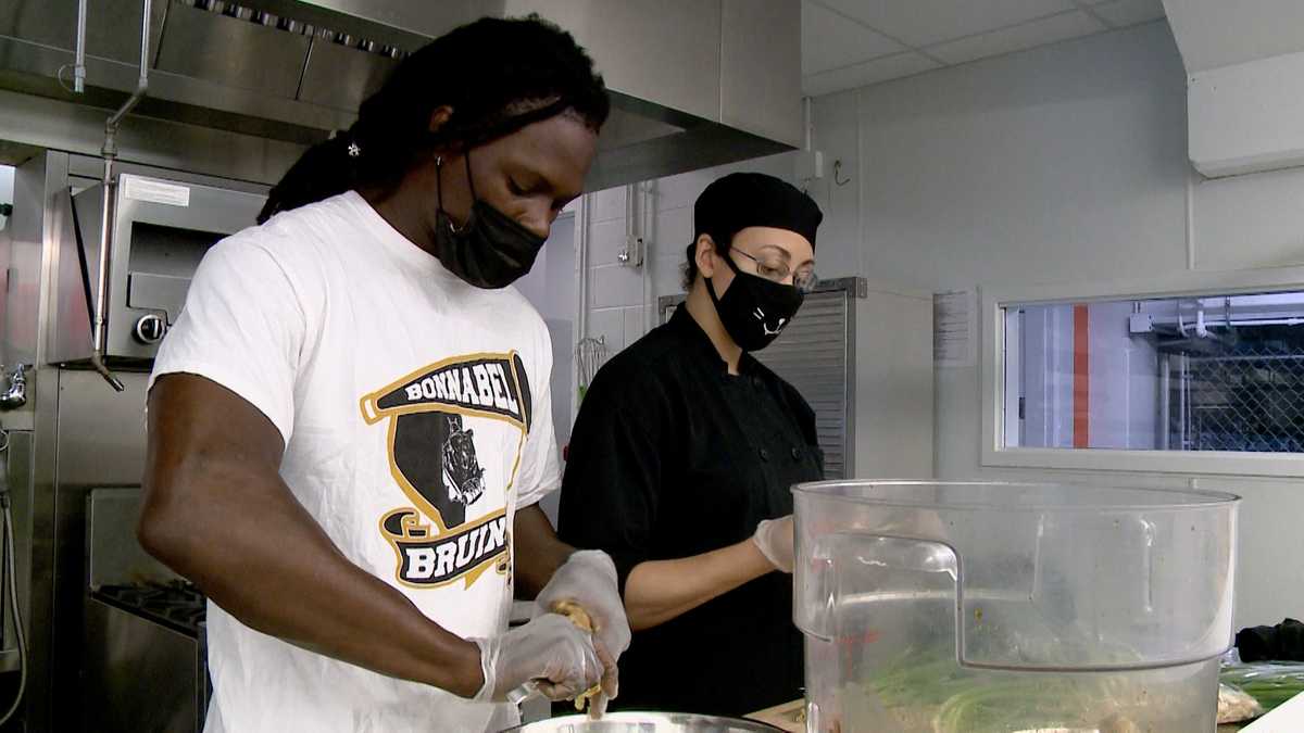 Pandemic reveals racial inequities at restaurants, here’s what some are ...