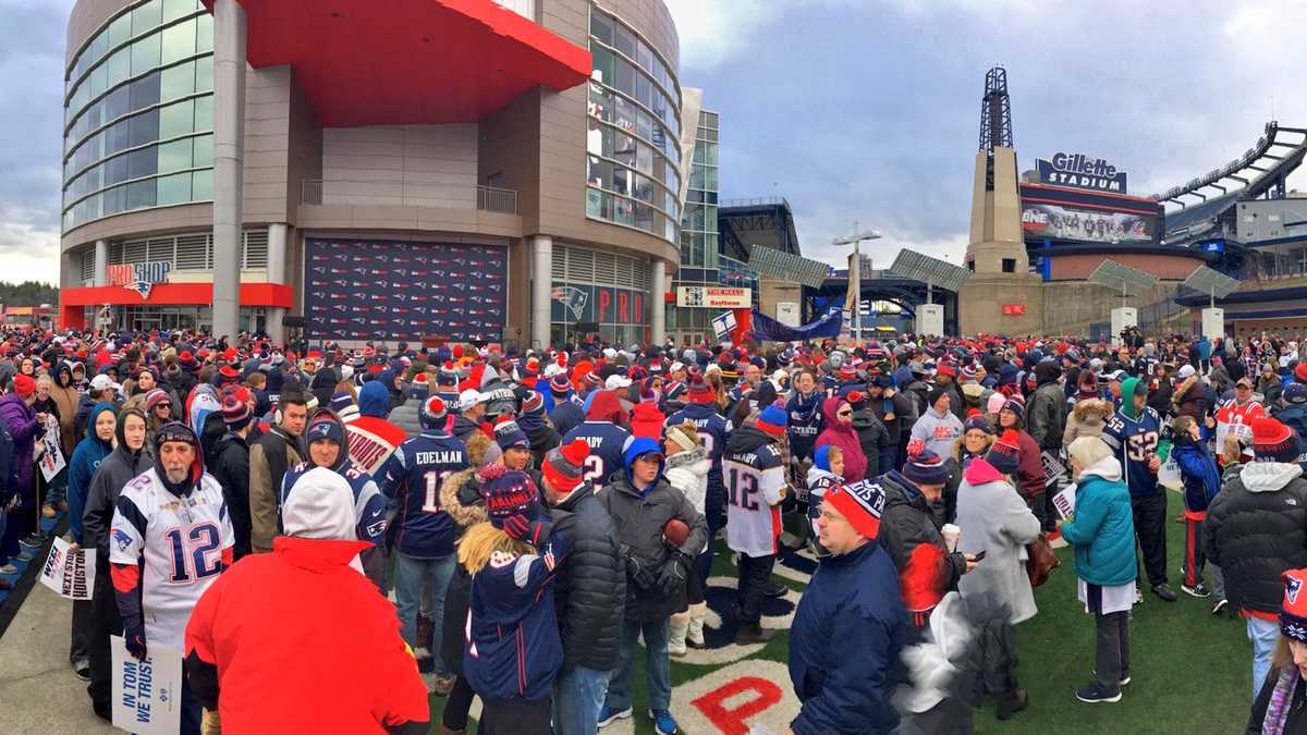 One More: Patriots Nation sends team off to Houston
