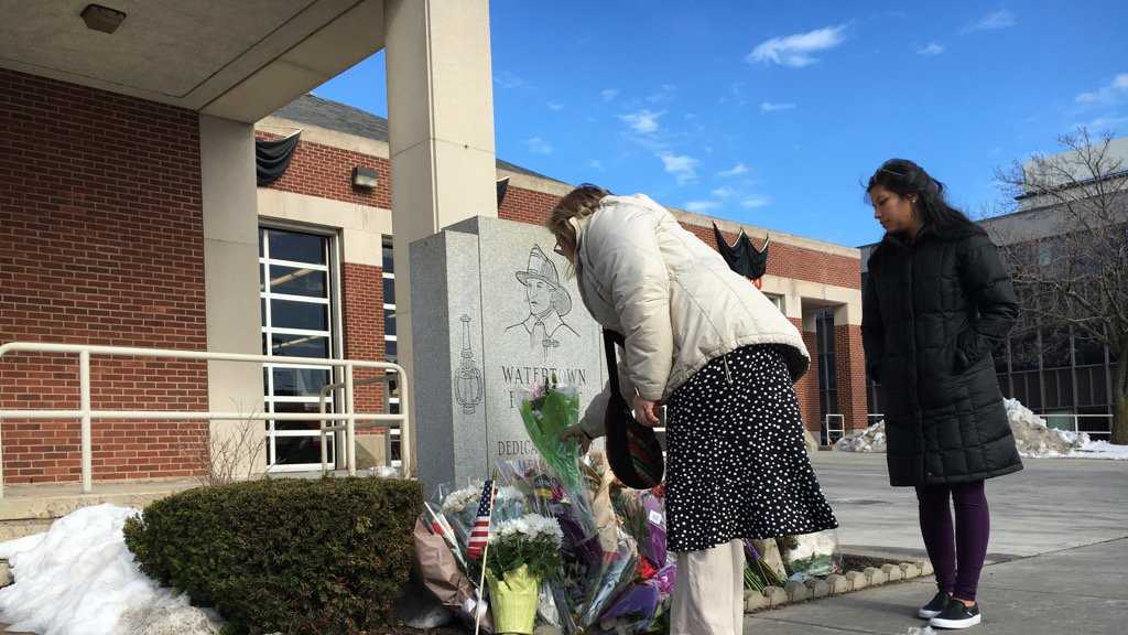 Somber salute: Many pay respect for firefighter Joseph Toscano