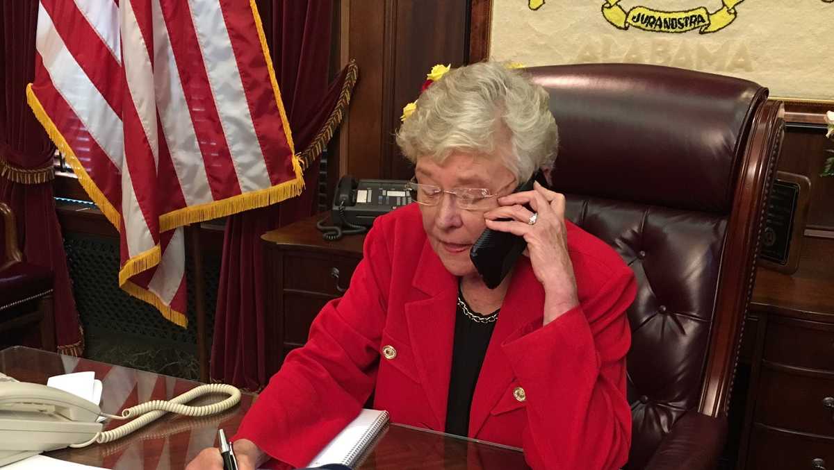President Trump calls Kay Ivey to congratulate her on becoming governor ...