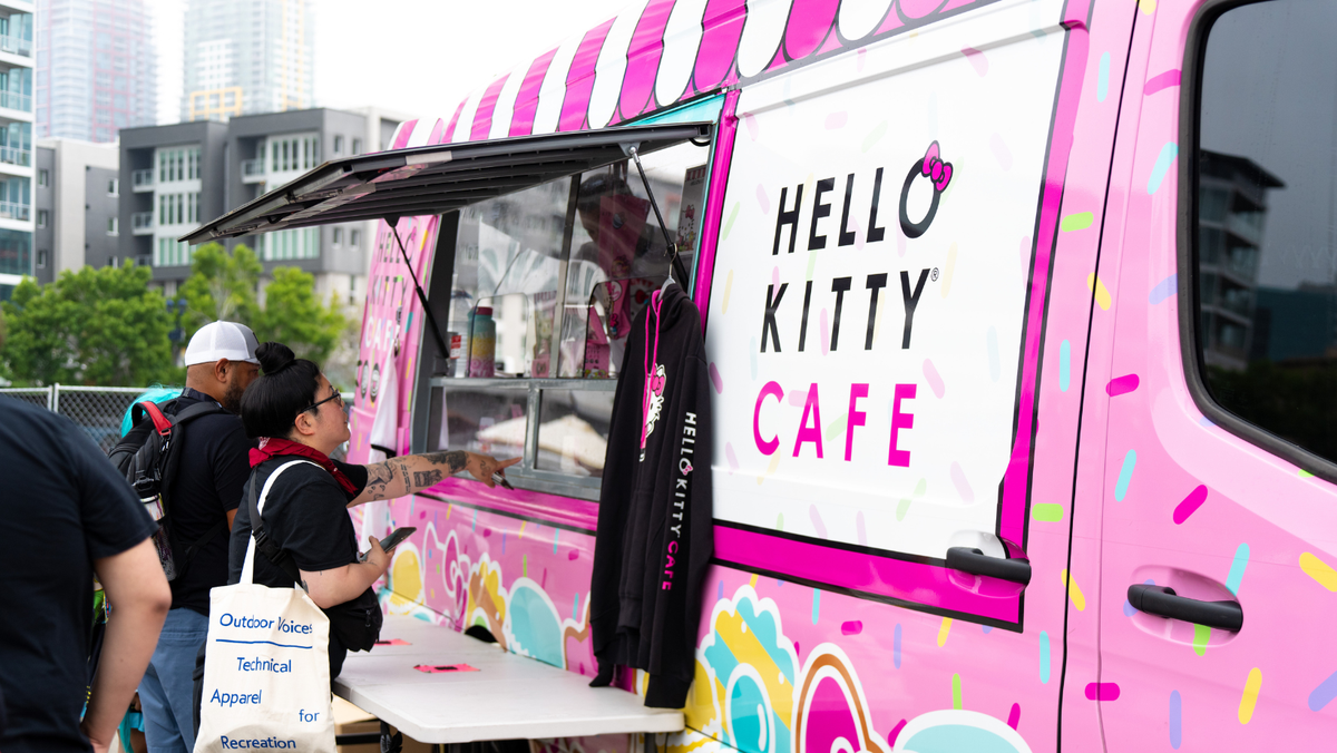 Hello Kitty Cafe Truck coming to Cincinnati this weekend