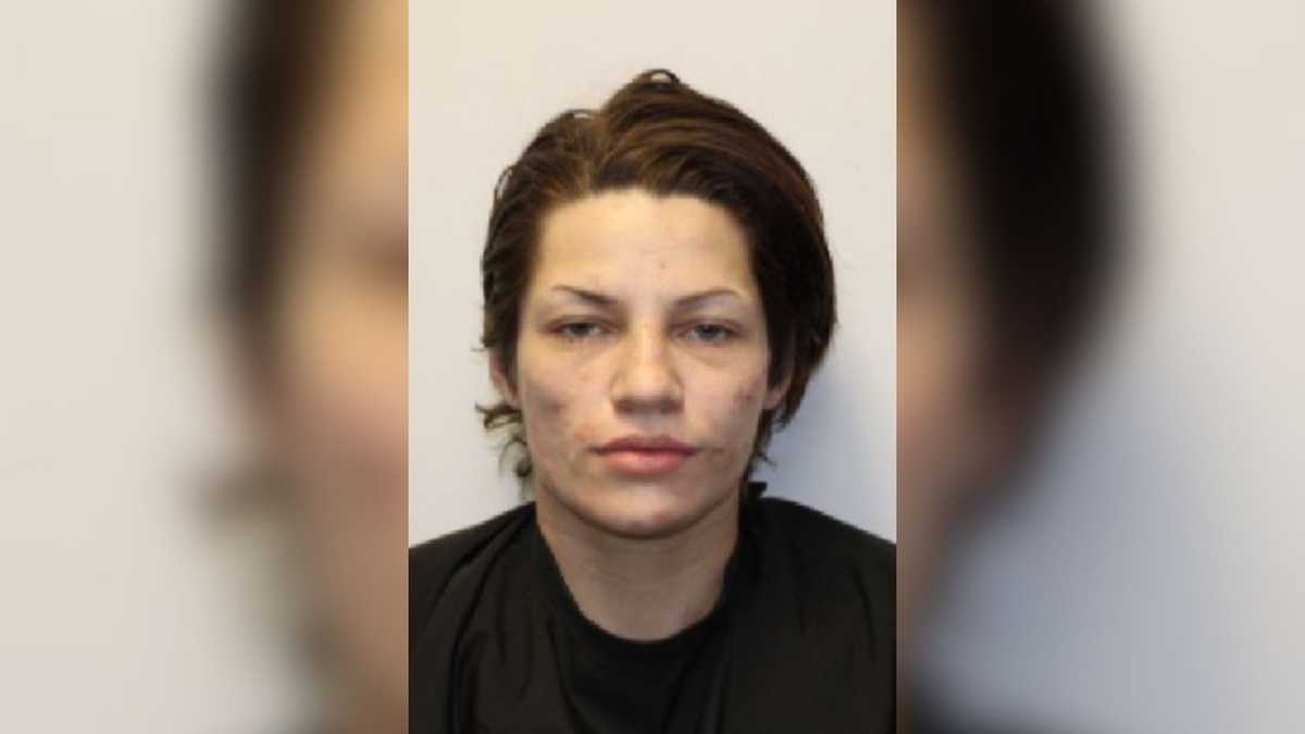 Indiana mother charged after 4-year-old daughter found along highway