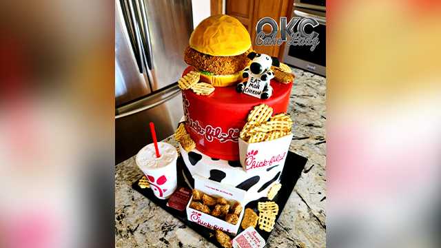 CHICK-FIL-A CAKE: Oklahoma woman makes 3D wedding cake inspired by ...