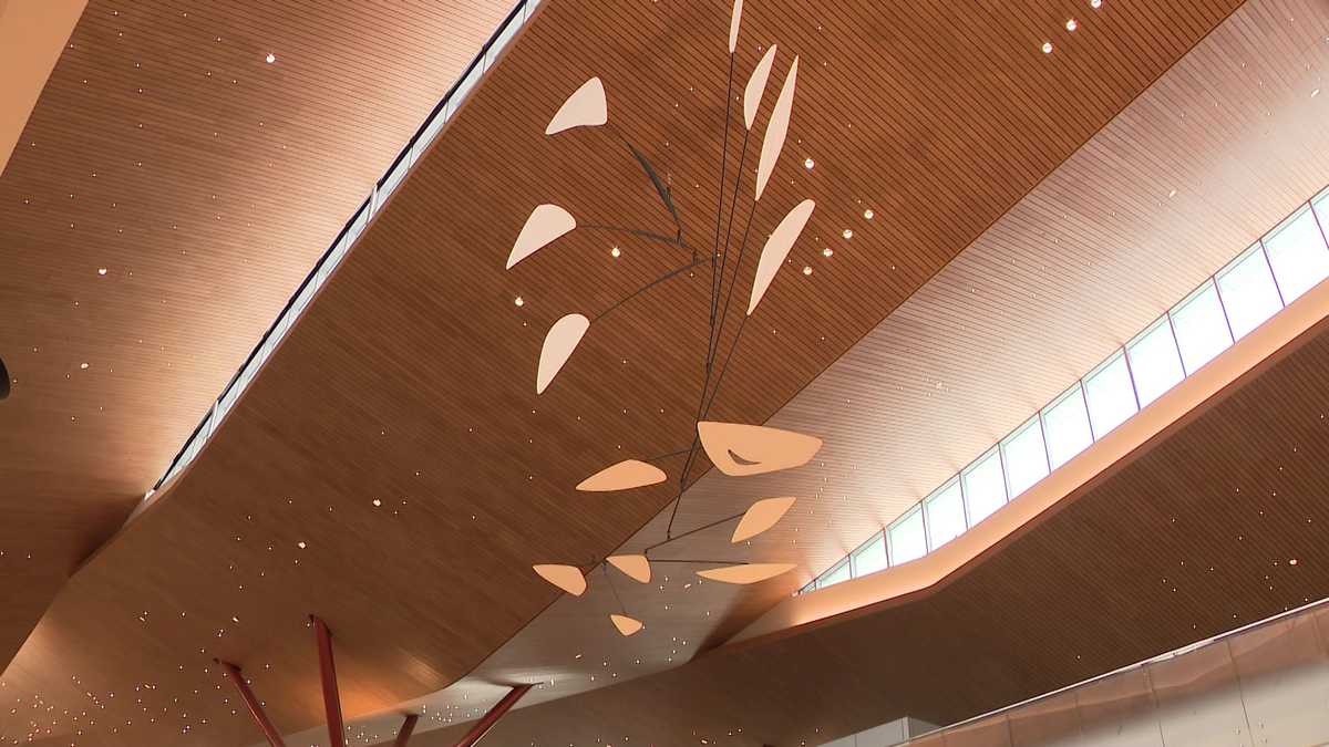 Artwork unveiled at new Pittsburgh International Airport terminal